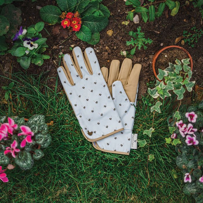 Wrendale Gardening Gloves Bees - La Petite Maison Blanche - Sequim
